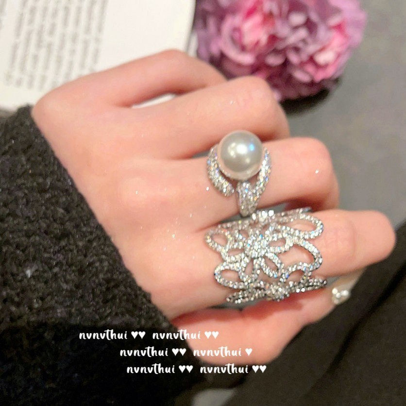 Cincin Batu Permata Bunga Cik Alice Memegang Bunga 18K Bersalut Laut ...