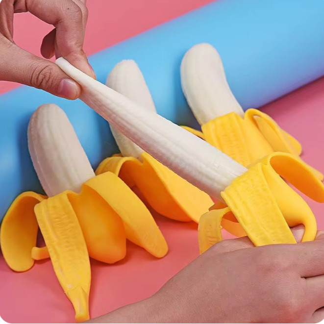 Squeezed Tricky Squishy Toys for Kids and Adult 1pc Squeeze Banana toy ...
