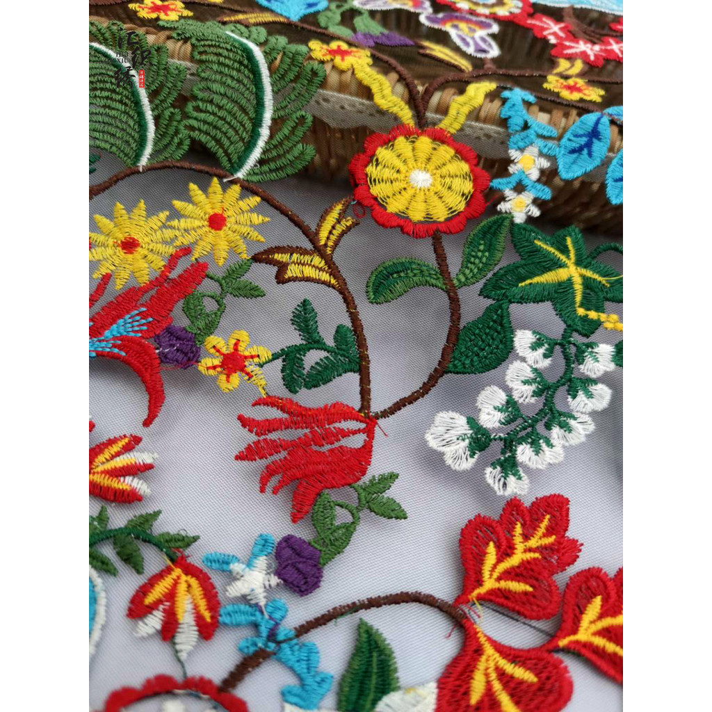 Produk dalam stok baru Mesh sulaman renda benang-dicelup Mesh sulaman ...