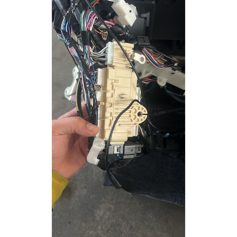 Perodua Mvyi Gen1 Myvi Old Passo Junction Block Assy IMPORTED FROM ...
