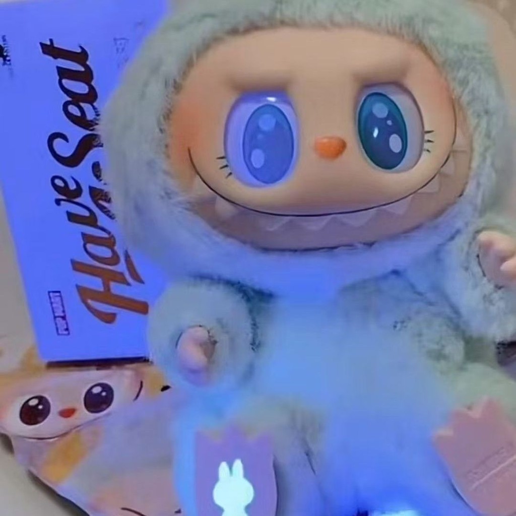 Preferred Trendy Play [labubu Sitting Party] [Foot Luminous] Heart ...