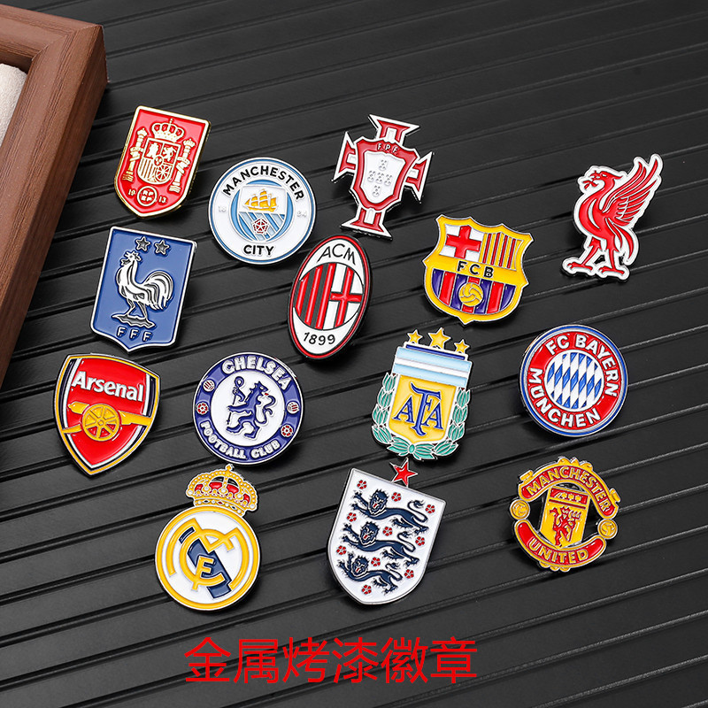 Real Madrid, Barcelona, Manchester United, Liverpool, Manchester City ...