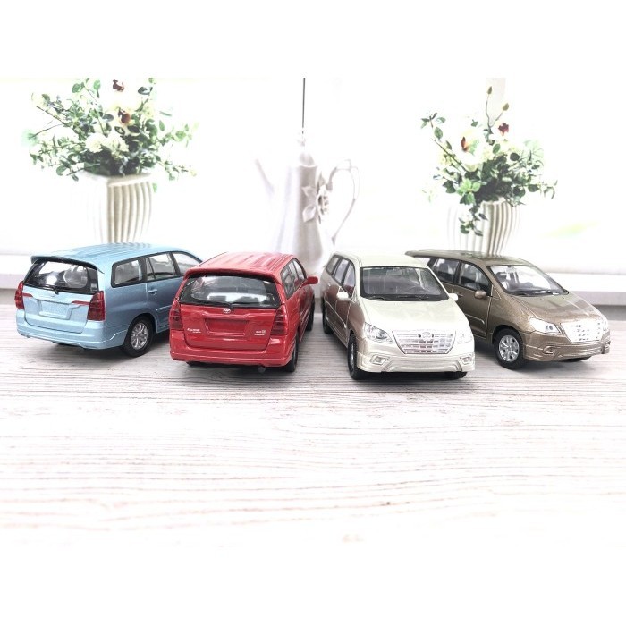 NEX WELLY TOYOTA KIJANG INNOVA GRAND NEW 4,75" 1:32 DIECAST MINIATURE ...