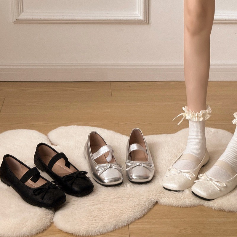 Duoya Factory Straight Hair~[Ready stock]White Low-Cut Flat Pumps ...