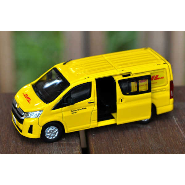 Tiny Micro Shadow Toyota Hiace Hiace H300 DHL Truck Van 1: 64 Alloy Car ...