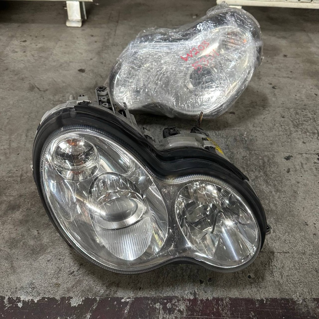 Mercedes-Benz C200 W203 Facelift Head Lamp Hid ORIGINAL USED FROM JAPAN ...