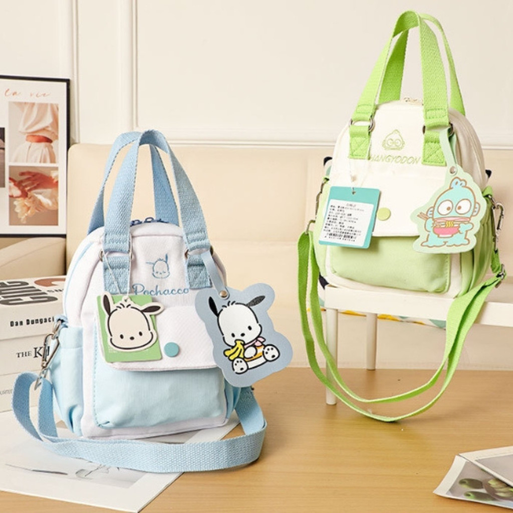 WoW!! Popular Cartoon Shoulder Bag With Tag There Is A Compartment On ...