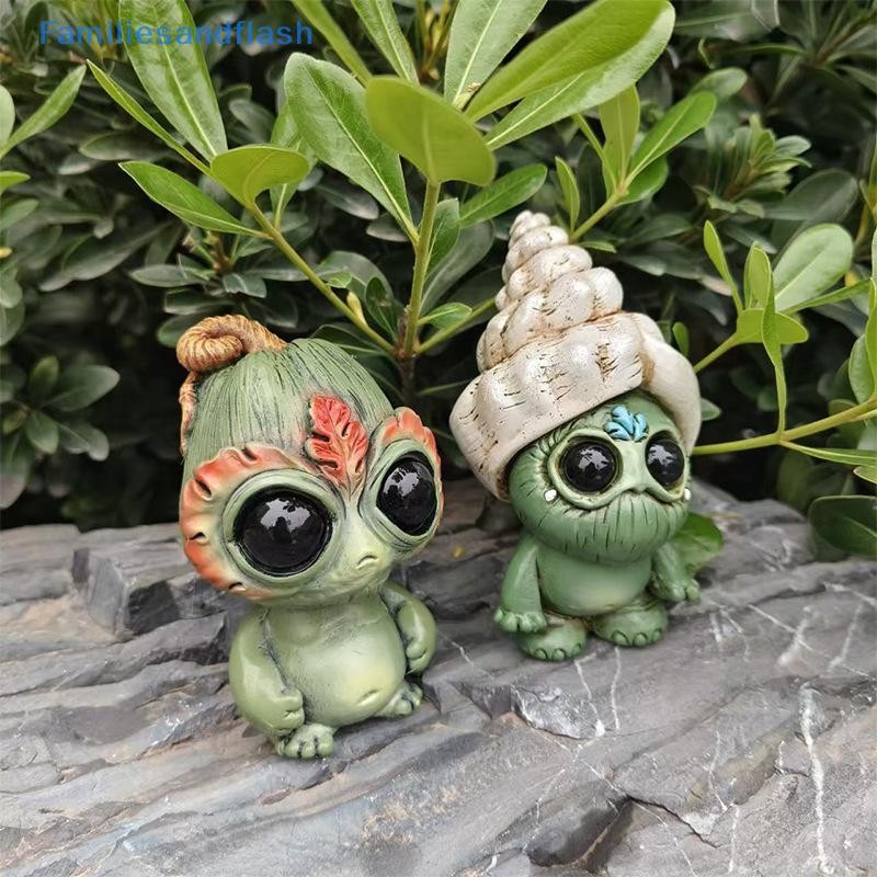Familiesandflash> Alien Elf Statue Resin Cartoon Alien Elf Figurine ...