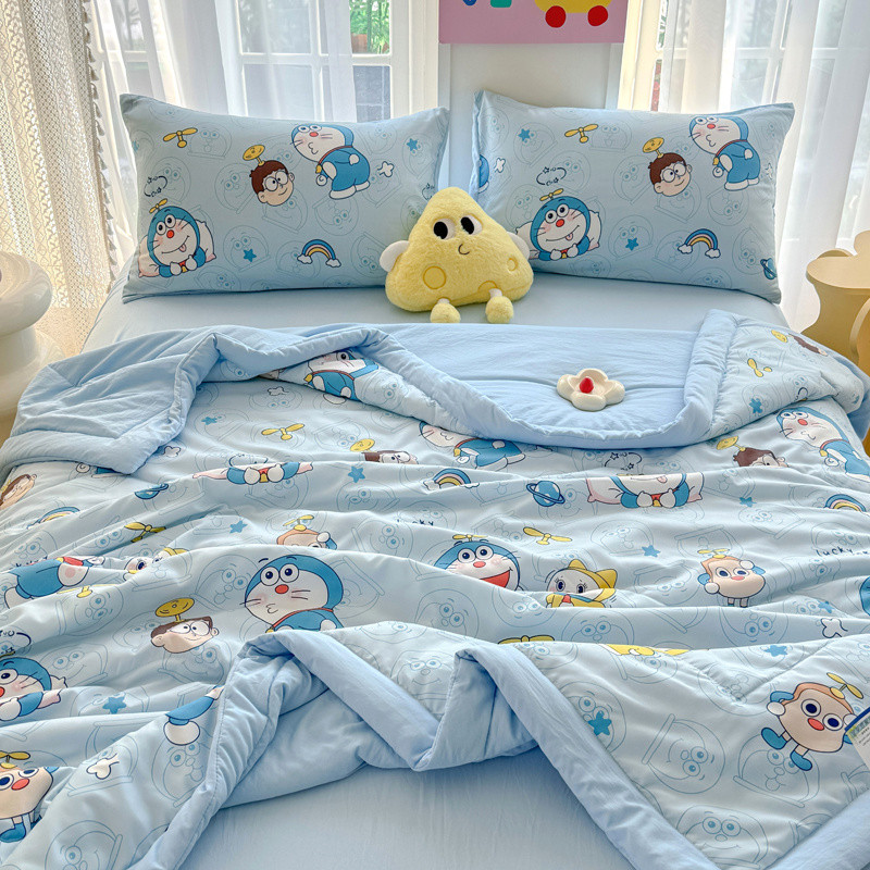Doraemon Cartoon Kids Quilt – Soft Four-Season Air-Conditioned Blanket ...