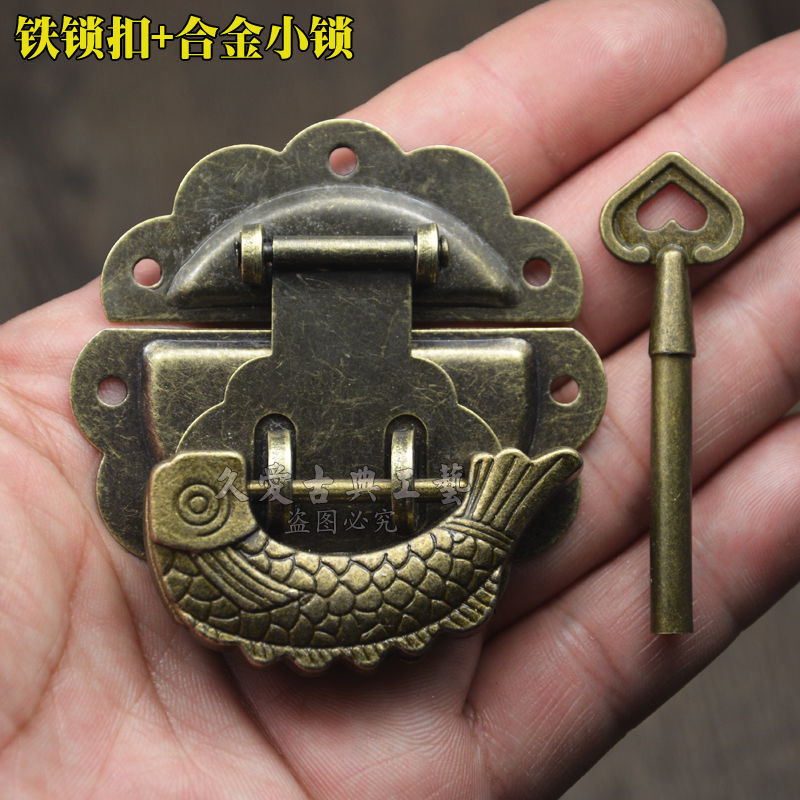 Straw Straw and locks/Chinese Antique Iron locks Old-fashioned Box ...