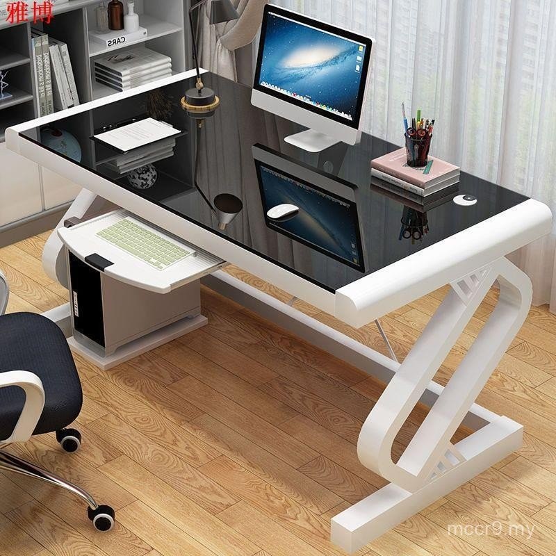 Meja komputer desktop sederhana dan moden, meja sederhana di rumah ...