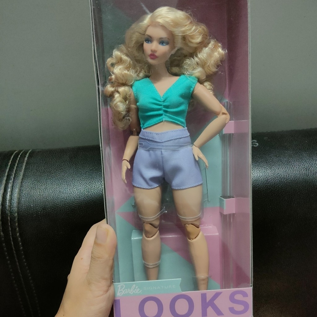 Barbie Looks Barbie Looks Color Blonde Yoga Body Fashionista Collector ...