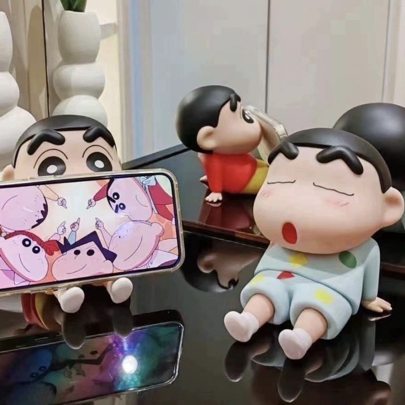 Cartoon Cute Crayon Shin-chan Creative Desktop Phone Stand Office ...