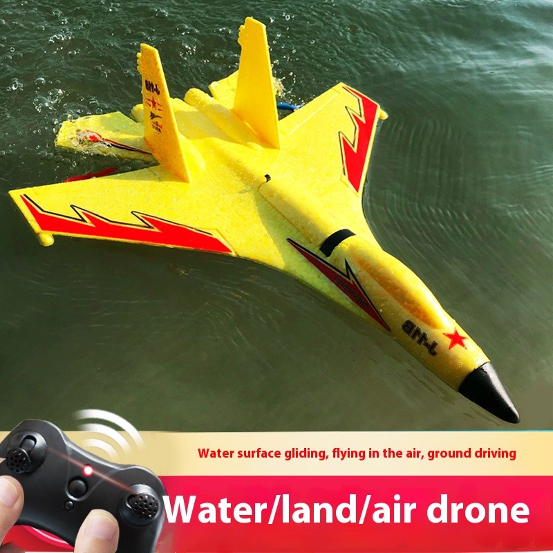 Remote-controlled aircraft unmanned combat fixed wing aircraft model ...