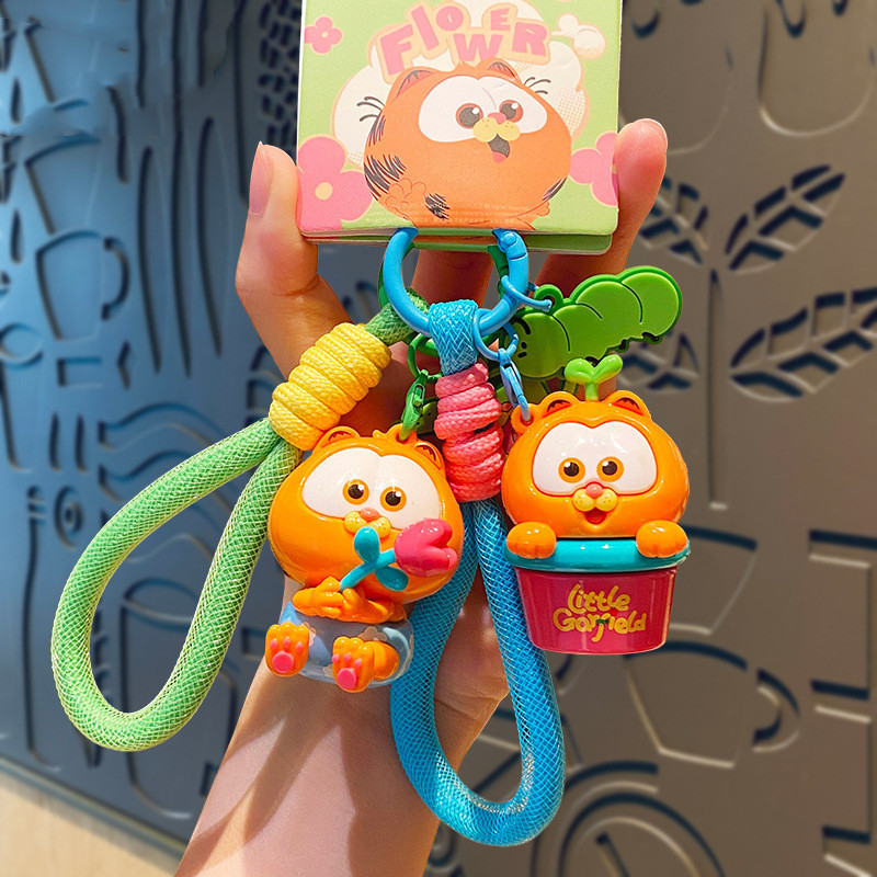 Genuine Cartoon Garfield Small Flower Keychain/Cute Doll Ornaments ...