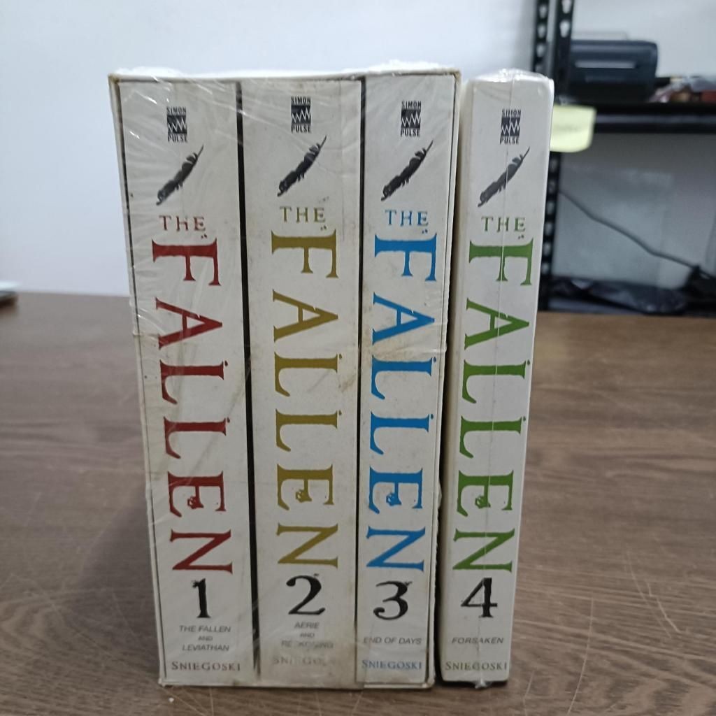 The Fallen #1 to #4 The Fallen and Leviathan Thomas E. Sniegoski ...