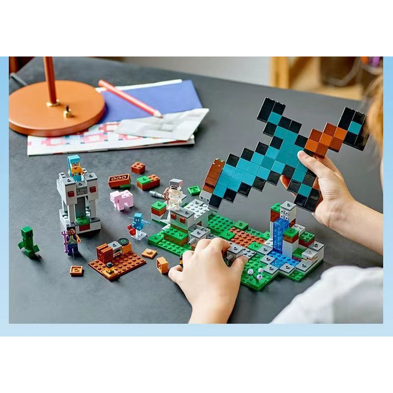 New Products Minecraft Building Blocks Influencer Toys Sword Sentinel ...