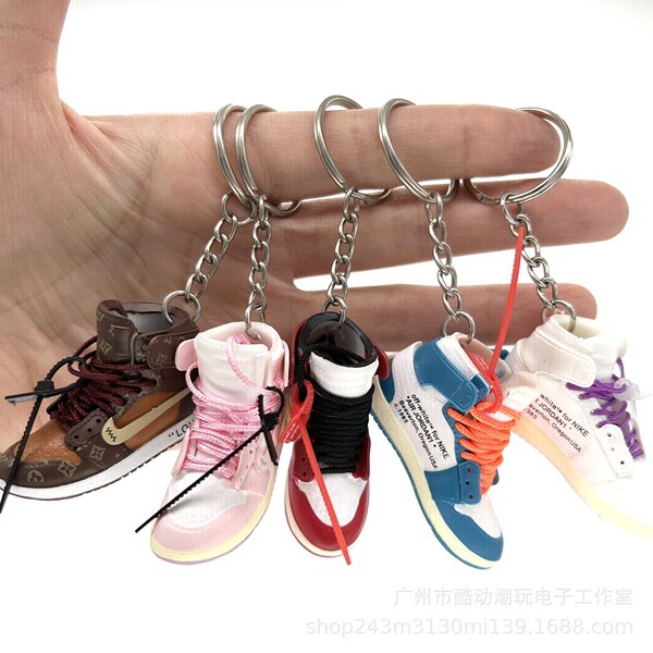 keychain mathcing keychain anime keychain cute Rantai kunci AJ tunggal ...