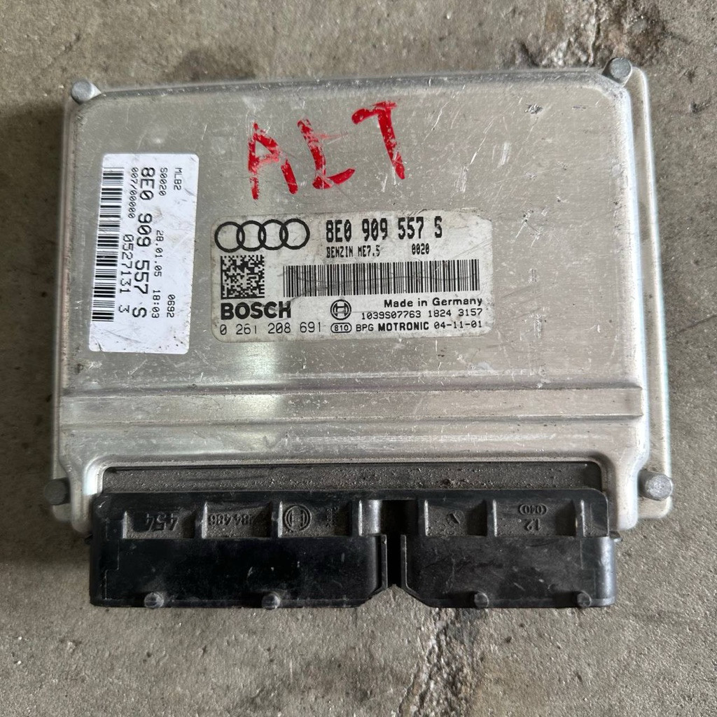 AUDI A4 ALT Engine Control Unit ECU 8E0-909-557-S ORIGINAL USED FROM ...