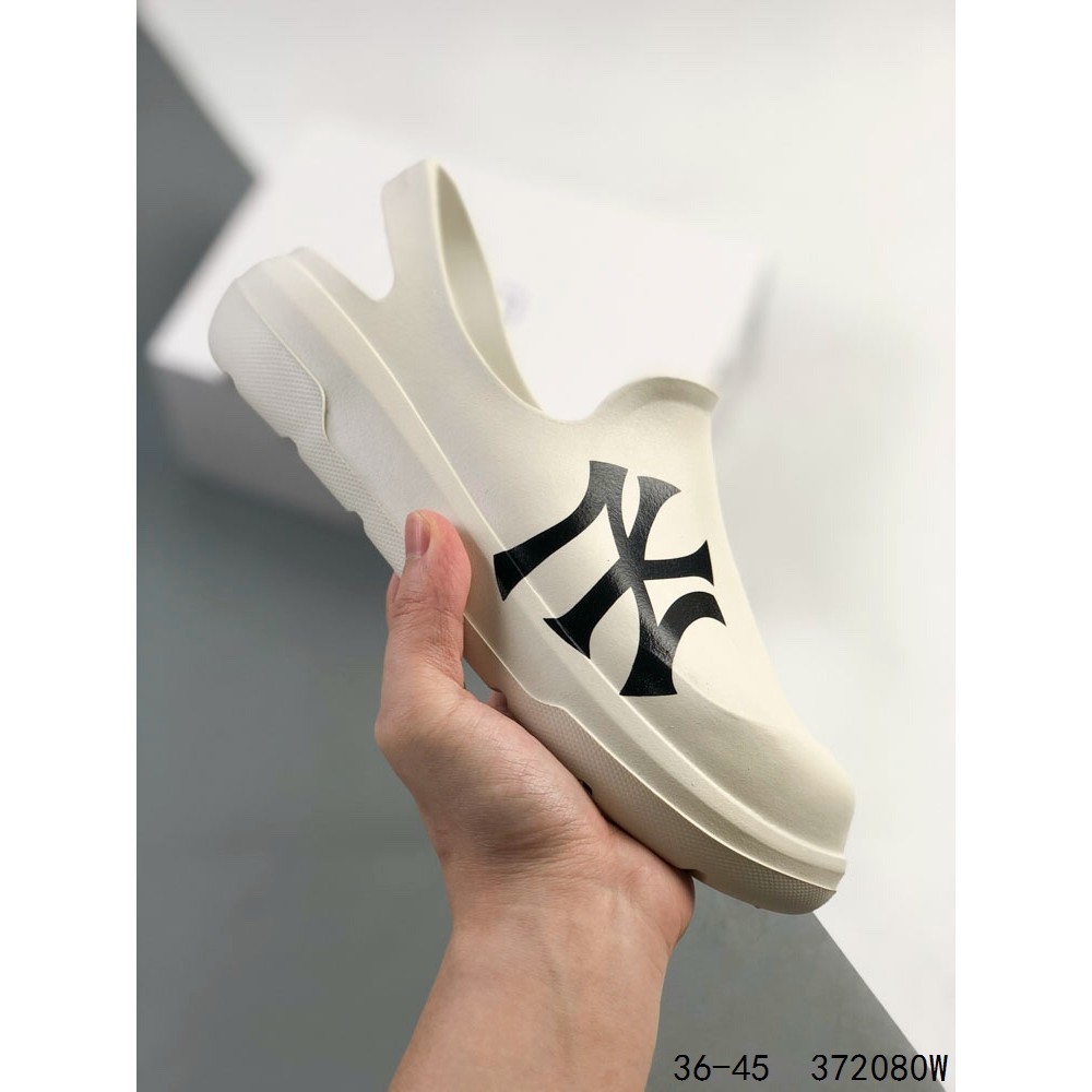 Men And Women White MLB CHUNKY BOUNCER CLOG SANDAL Baotou Sandals Retro ...