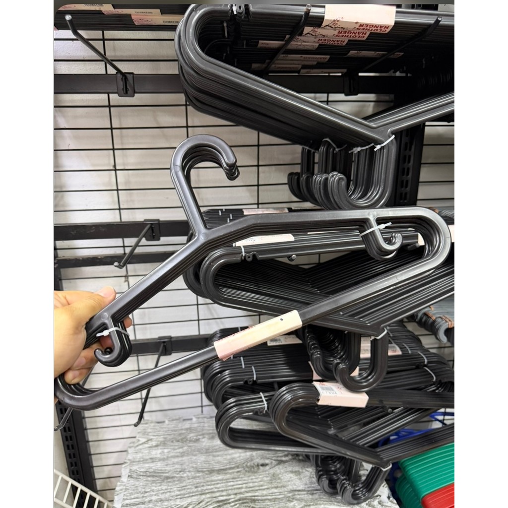 PENYANGKUT BAJU 6pcs/pack HITAM PREMIUM TEBAL DAN TAHAN LASAK/ HANGER ...