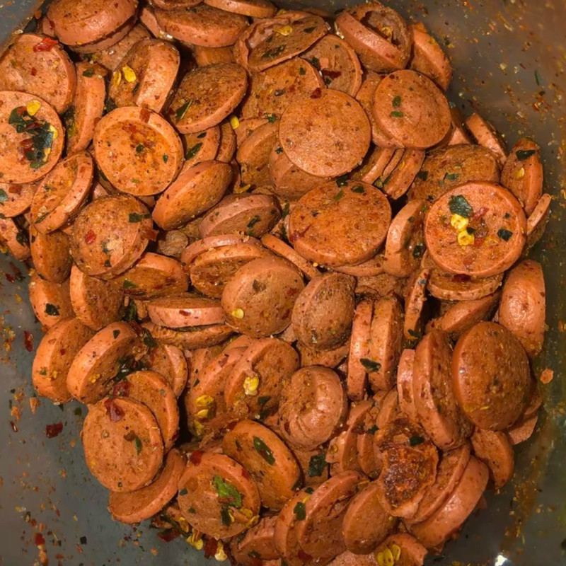 Spicy Fried Sausage Chips Snack 600 gr Sosreng Viral Snack | Shopee ...