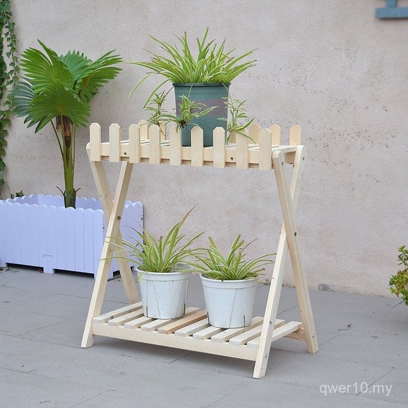 Halaman rumah luar, succulents dengan pasu bunga pagar, balkoni rak ...