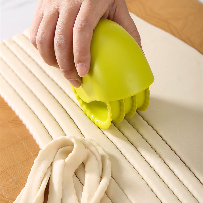 Manual Pastry Crimping Roller Wheel Noodles Pizza Biscuits Fancy Knife ...