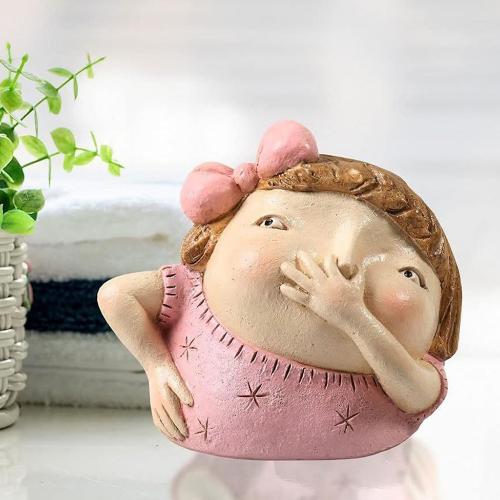 《penstok》 Holding Nose Statue Holding Nose Bathroom Figurine Adorable ...