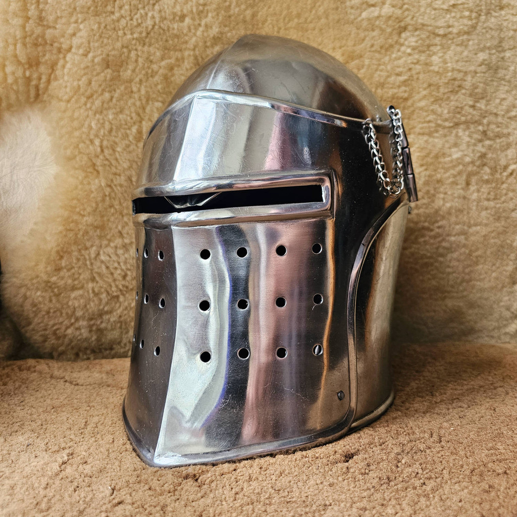 Real-time Inventory = Medieval Armor Knight Armor Helmet Babuta Helmet ...