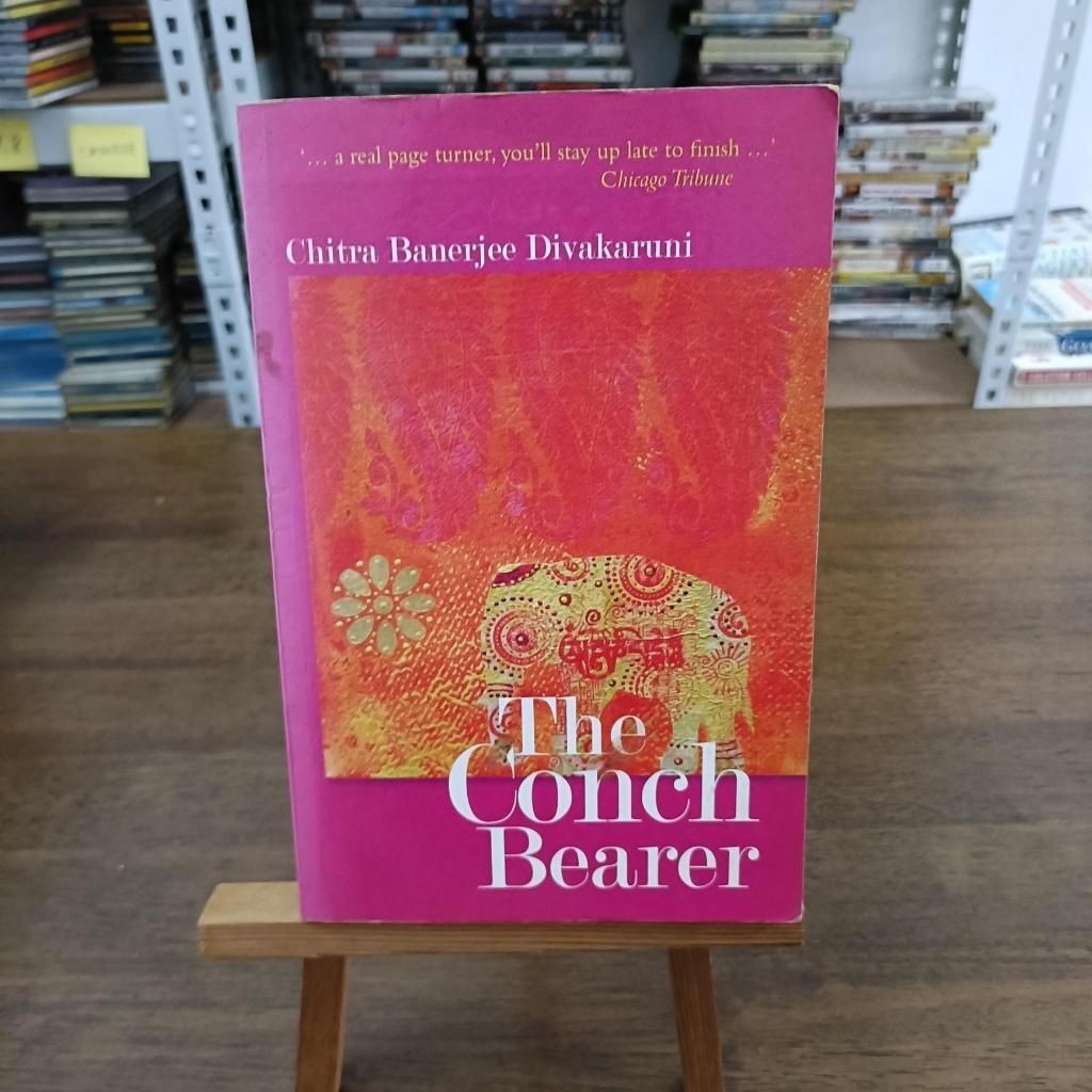 The Conch Bearer Chitra Banerjee Divakaruni | Shopee Malaysia