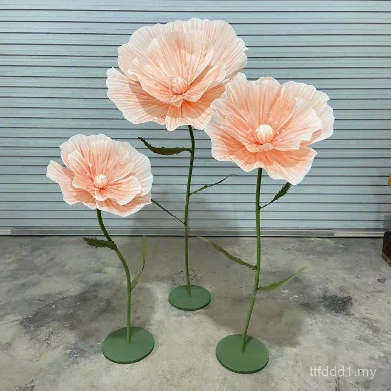 Laluan bunga majlis perkahwinan, barang jadi, bunga besar busa, susun ...