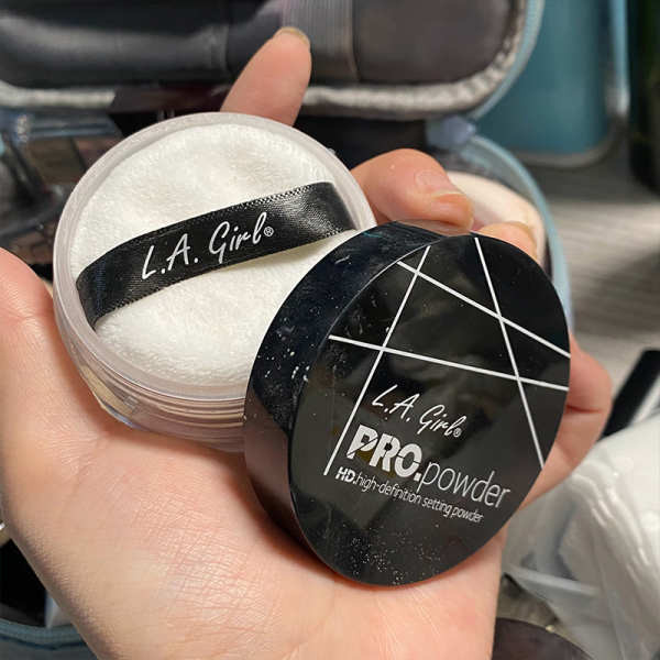 compact powder powder Rambut langsung terikat! Los Angeles Girl Loose ...