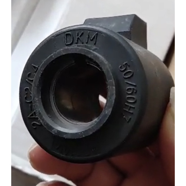 Original Quality DKM 2A-C2/C4 Hydraulic Solenoid Valve Coil Hole Inner ...