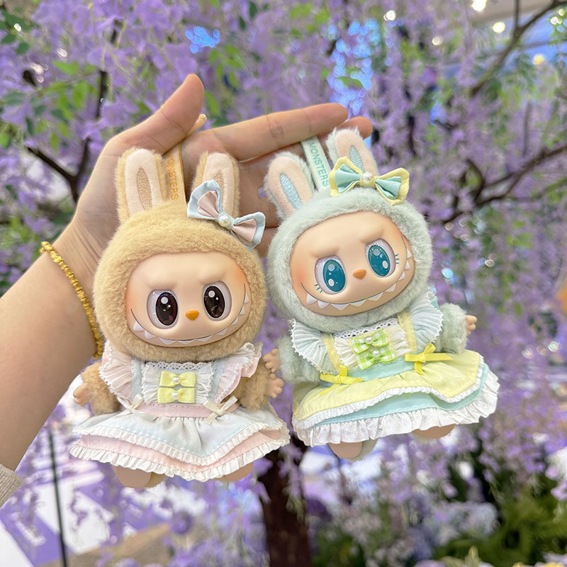 Have A Seat Labubu Dress for Liila Lucky Cat and Labubu V2 Clothes ...