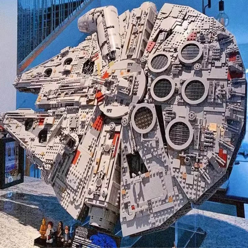Millennium Falcon 75192 Star Wars Building Blocks Adult High Difficulty ...