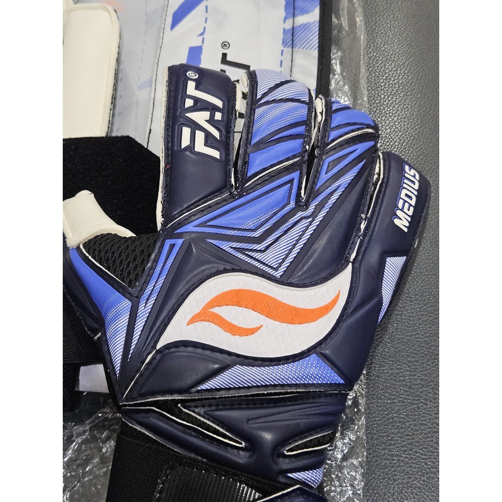 Original FAT MEDIUS GOALKEEPER GLOVES | Shopee Malaysia