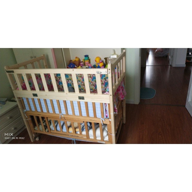 Katil rumah atas katil katil anti-jatuh kayu tiga tingkat katil kanak ...