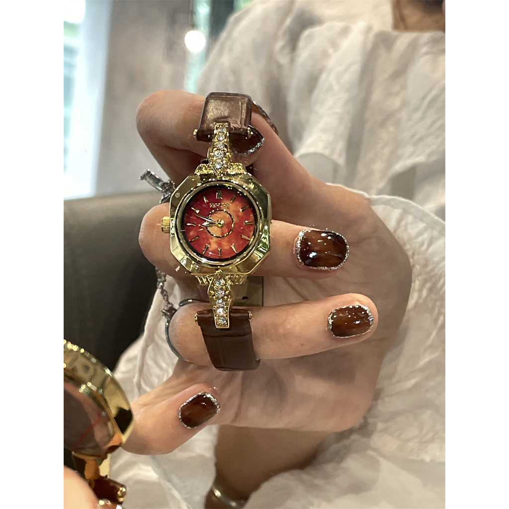 CILOA Niche Art Watch Female Medieval Workplace Small Exquisite Brand ...