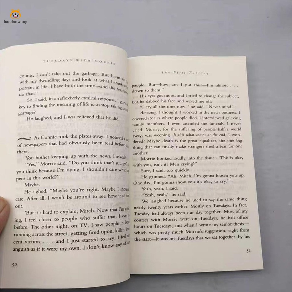 Tuesdays with Morrie Anniversary Edition An Old Man and A Young Man ...