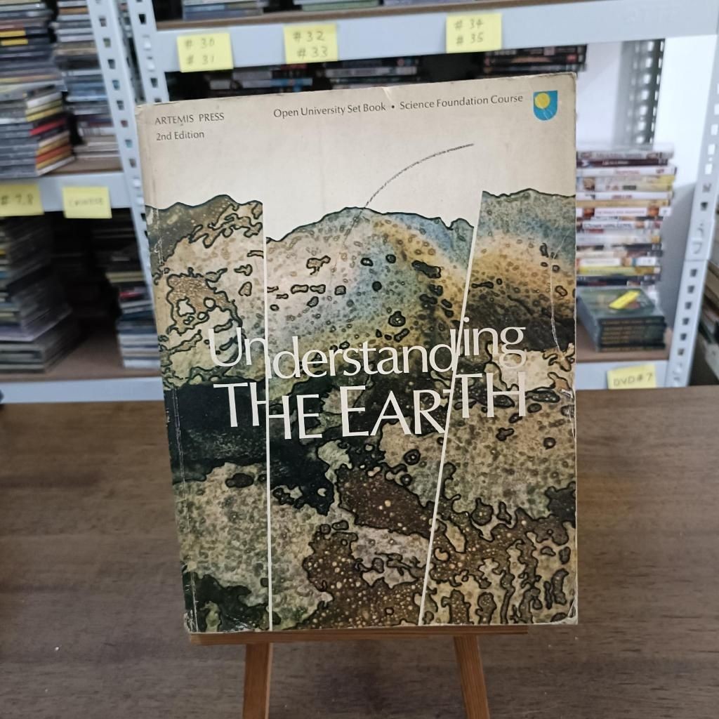 Understanding the earth | Shopee Malaysia