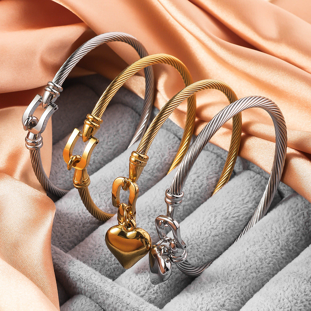 Titanium steel bracelet can be bathed without fading, stainless steel ...