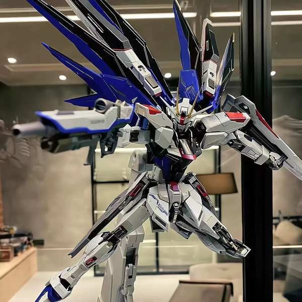 mg gundam gundam Gundam Newborn Freedom 20 Assembled Model Figure ...