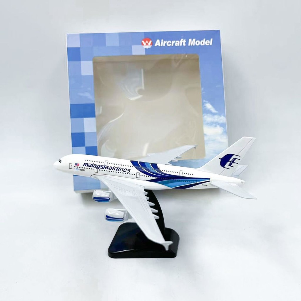 Malaysia Airlines A380 Simulation Aircraft Model Passenger Aircraft Alloy Toy Gift Static ...