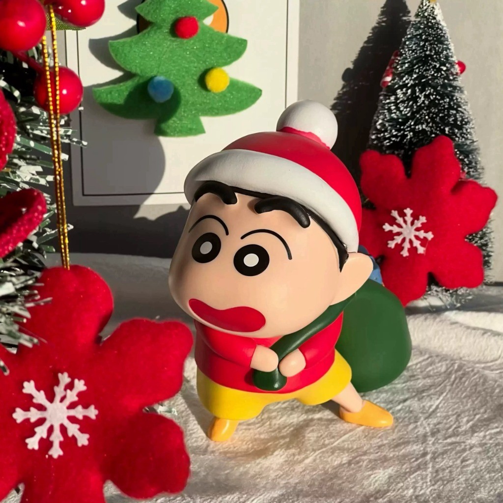 Christmas Kawaii Snowman Crayon Shin-chan Figure Christmas Tree ...