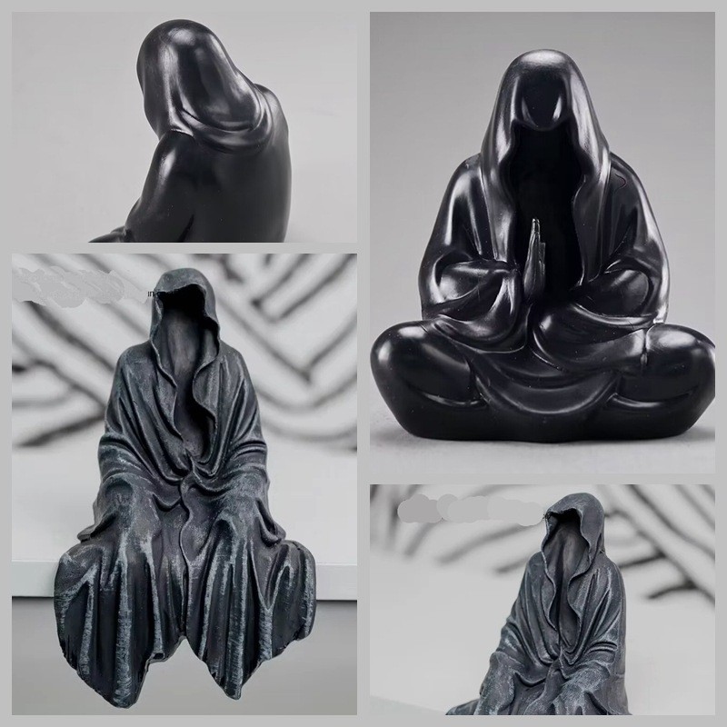 The Lord of the Rings Spirit King Mysterious Black Man Sitting Posture ...