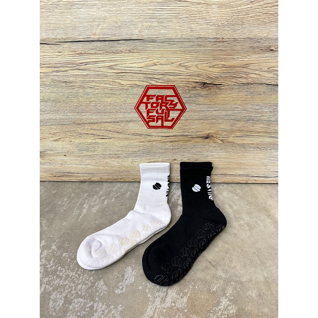 STOKING QUASER ANTI-LICIN (HITAM/PUTIH) | Shopee Malaysia