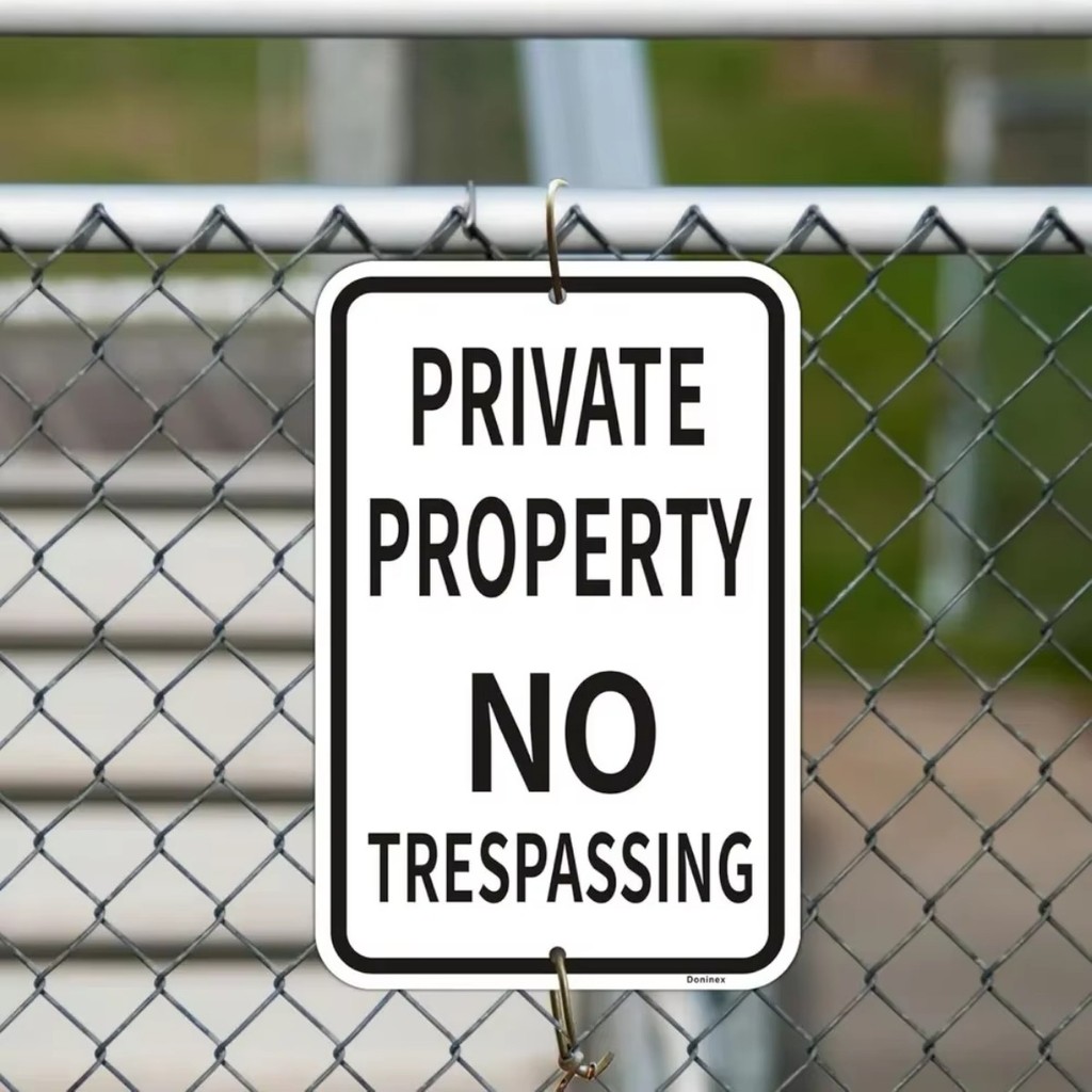 CIFbuy Reflective "Private Property No Trespassing" Rust - Free ...