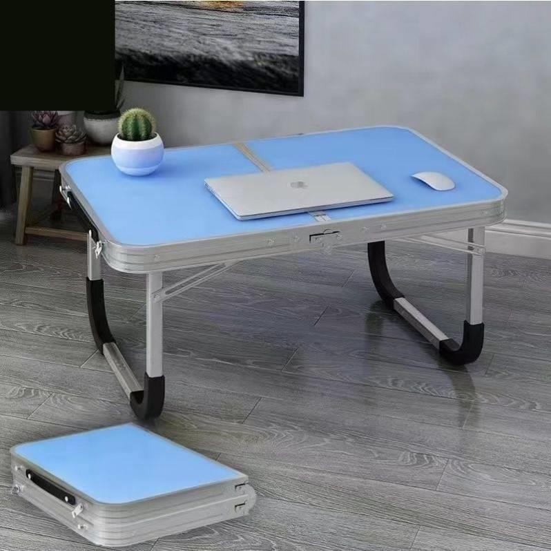 # Orang tua, wanita hamil, pesakit, atas katil, meja makan, meja ...