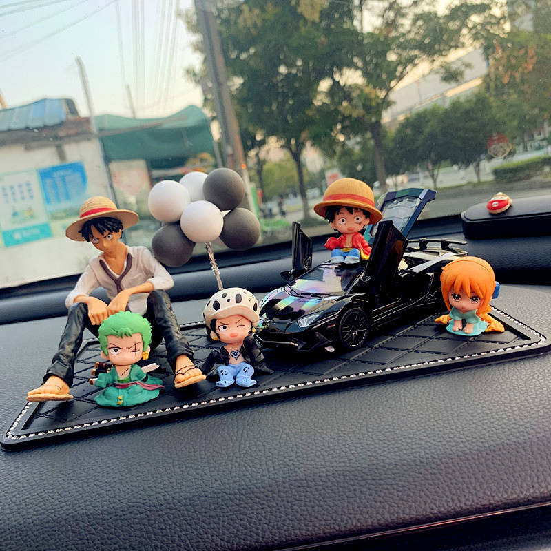Cartoon Anime Garage Kits One Piece Luffy Auto Perfume Car Decoration ...